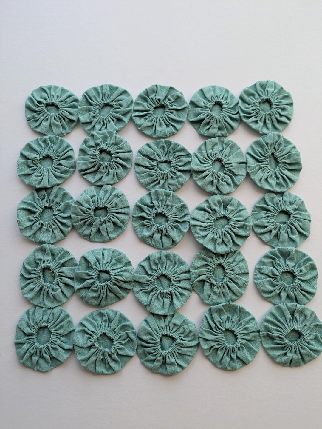 25 Vintage 1930s 1940s Green American Suffolk Puffs Fabric Yoyos ...