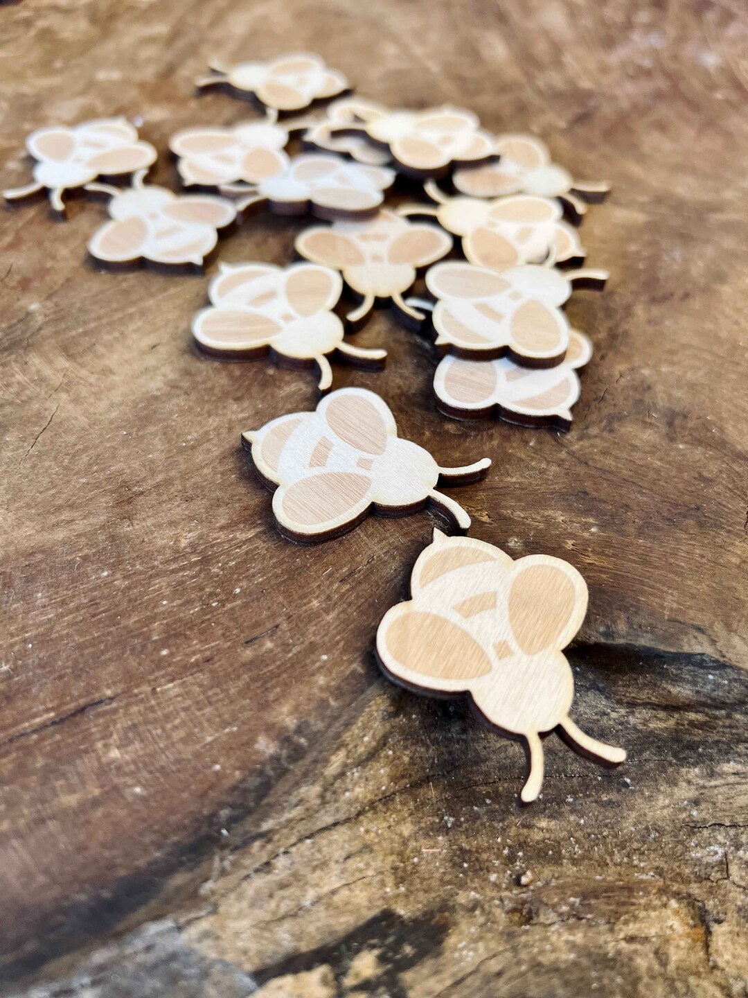 Scatter Decoration Bee / Little Bee Made of Wood - Etsy