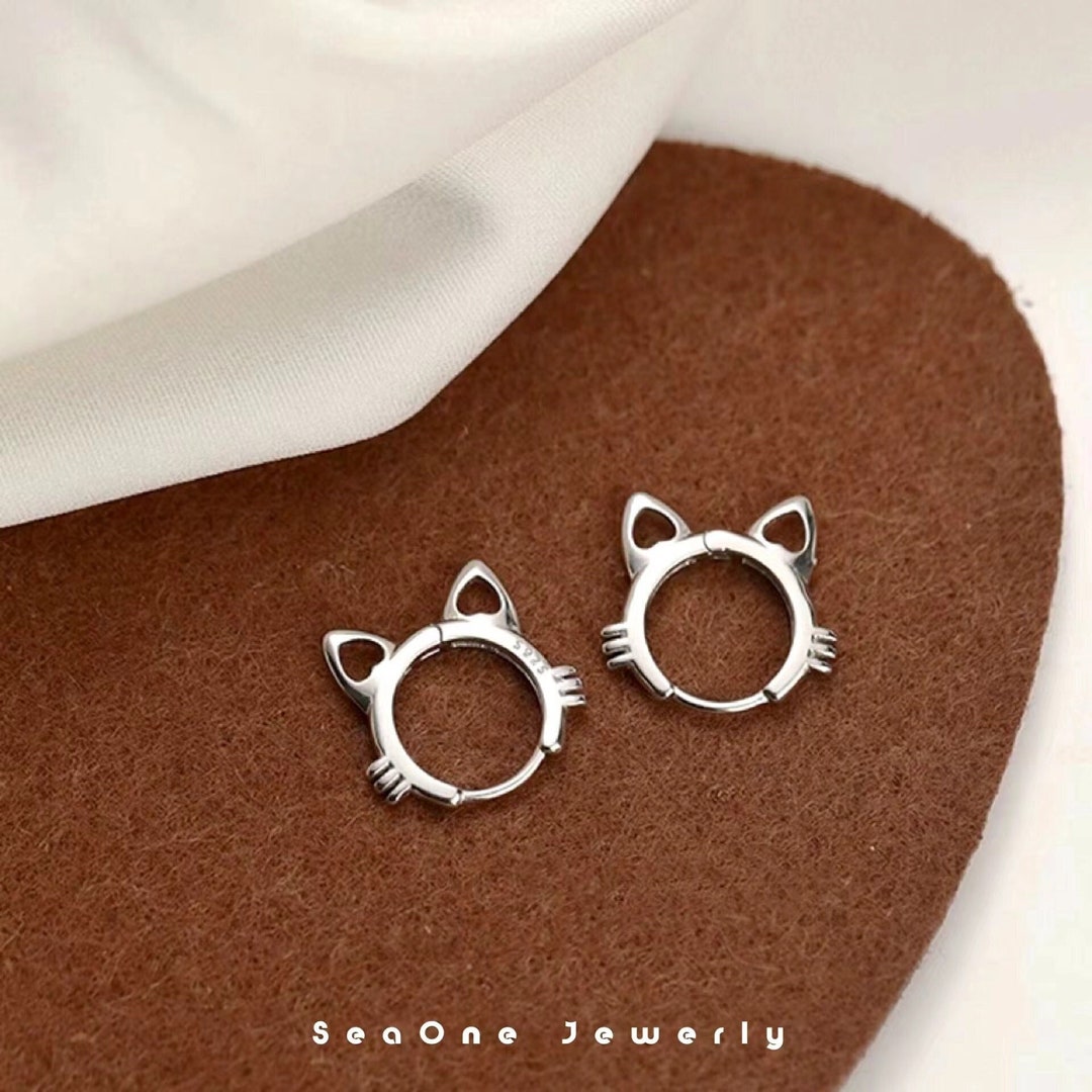 Kitty Cats Hoop Earrings Dainty Hoop Earrings Animal Huggie Earrings ...