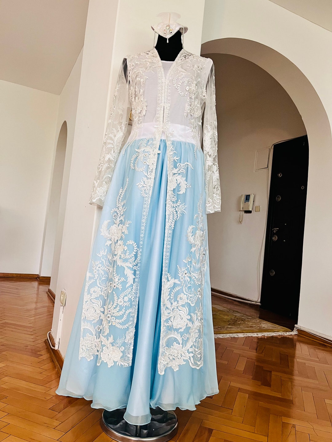 Handcrafted Persian Dance Costume: 4-piece Satin Chiffon Ensemble - Etsy