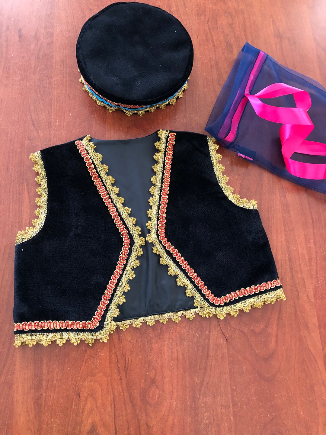 Persian Costume: Traditional Vest and Hat for Nowruz & Yalda - Etsy