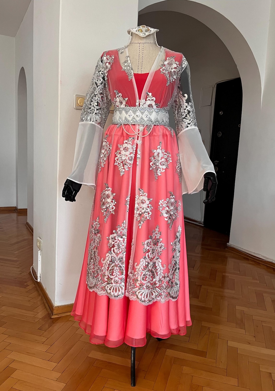 Handcrafted Persian Dance Costume: 5-piece Ensemble , Yalda , Nowruz - Etsy