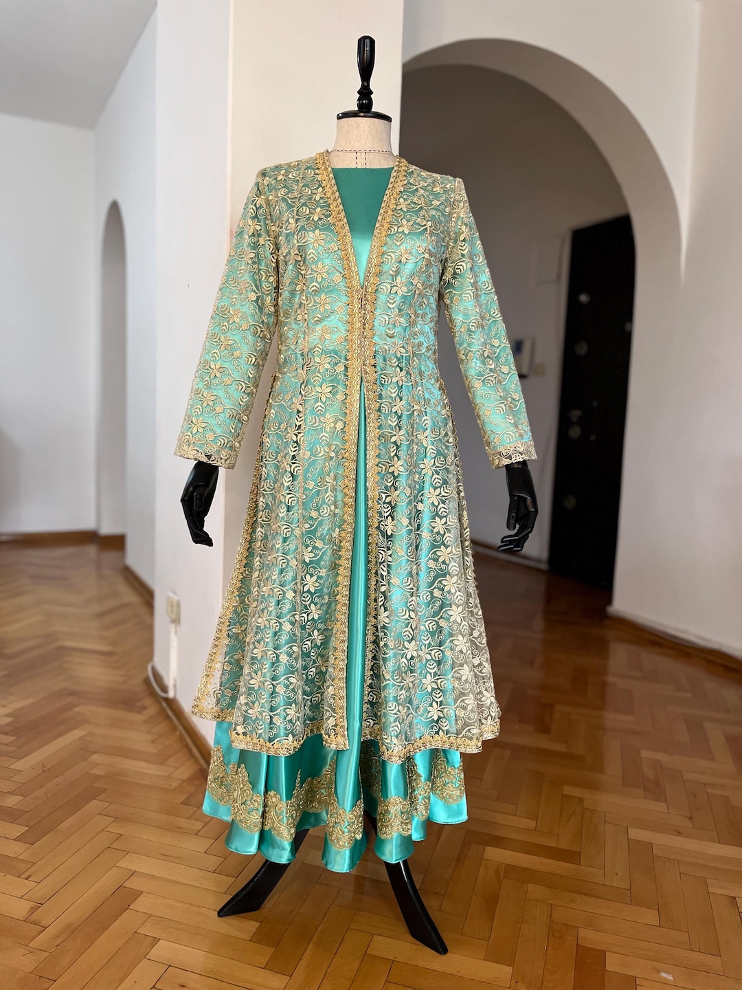 Handmade Persian Dance Costume: Traditional Dress & Lace Coat - Etsy