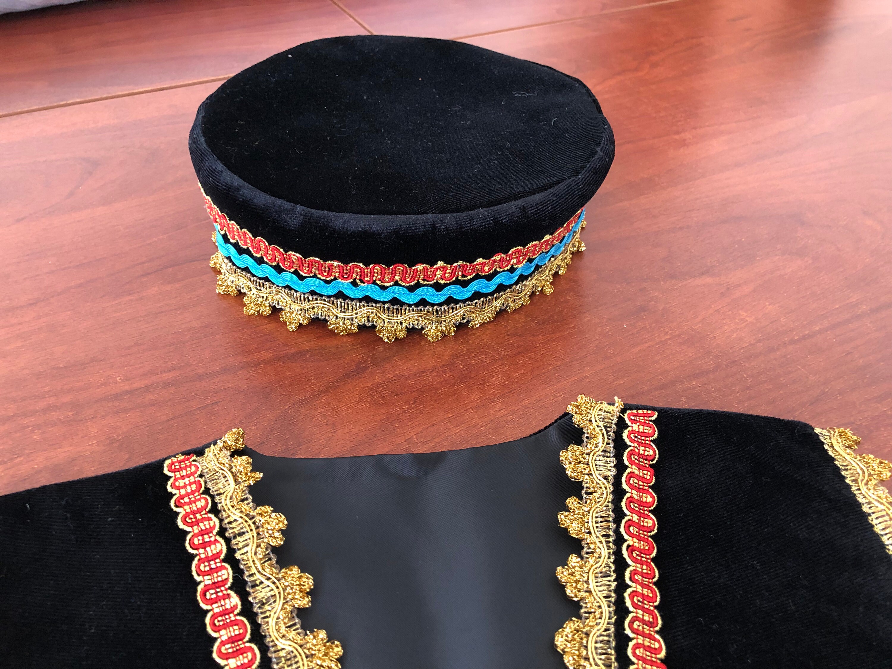 Persian Costume: Traditional Vest and Hat for Nowruz & Yalda - Etsy