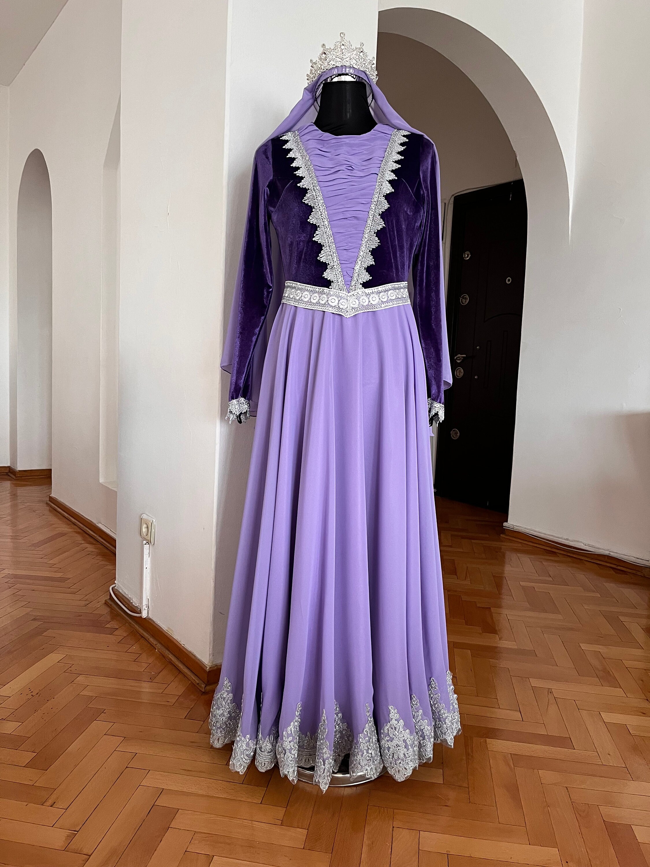Azeri Women's Dance Costume , Azeri Costume, Persian Costume , Persian ...