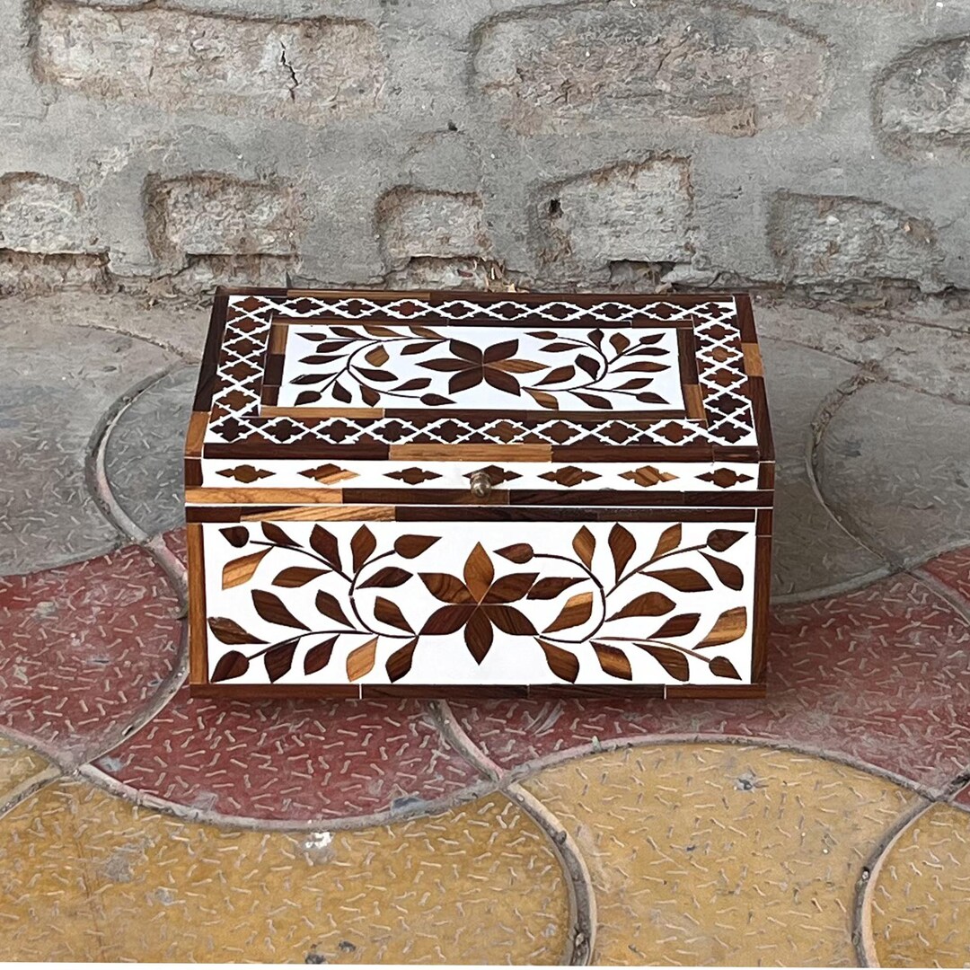 Handmade Wooden Inlay Floral Pattern Jewelry Box / Stoarge Box With ...