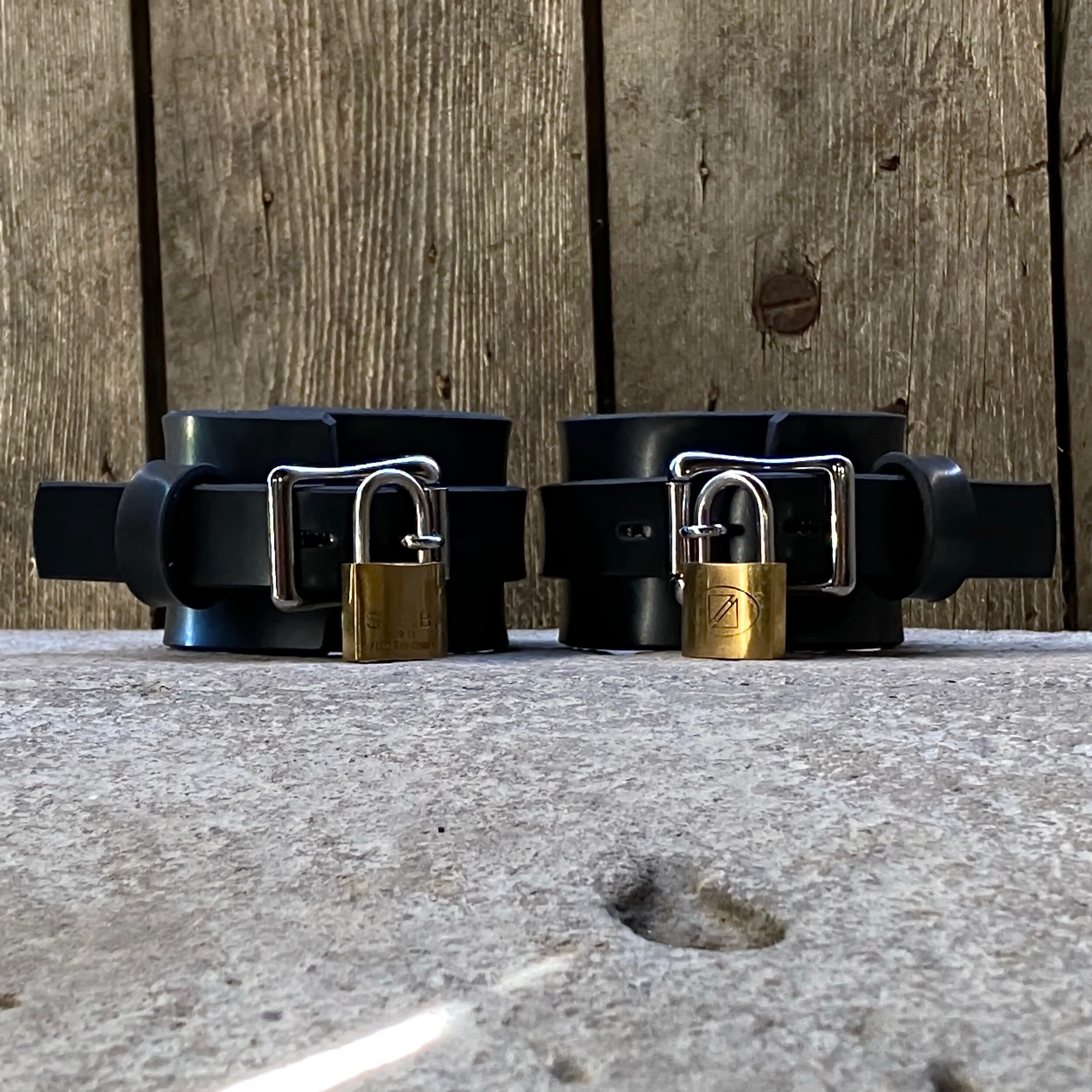 Heavy Rubber Lockable Wrist Restraint Set - Bondage Fetish Passion ...