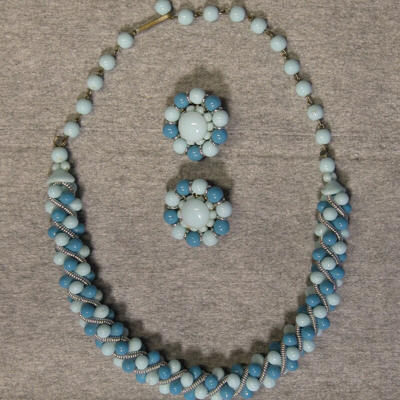 West germany jewelry - Etsy México