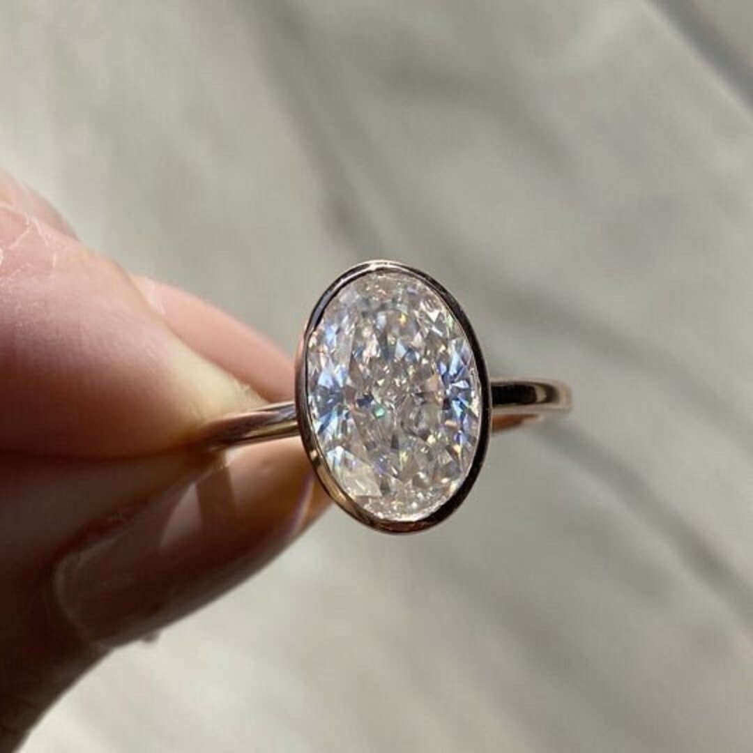 Signature Bezel Oval Cut Wedding Ring, Oval Engagement Ring, Classic ...