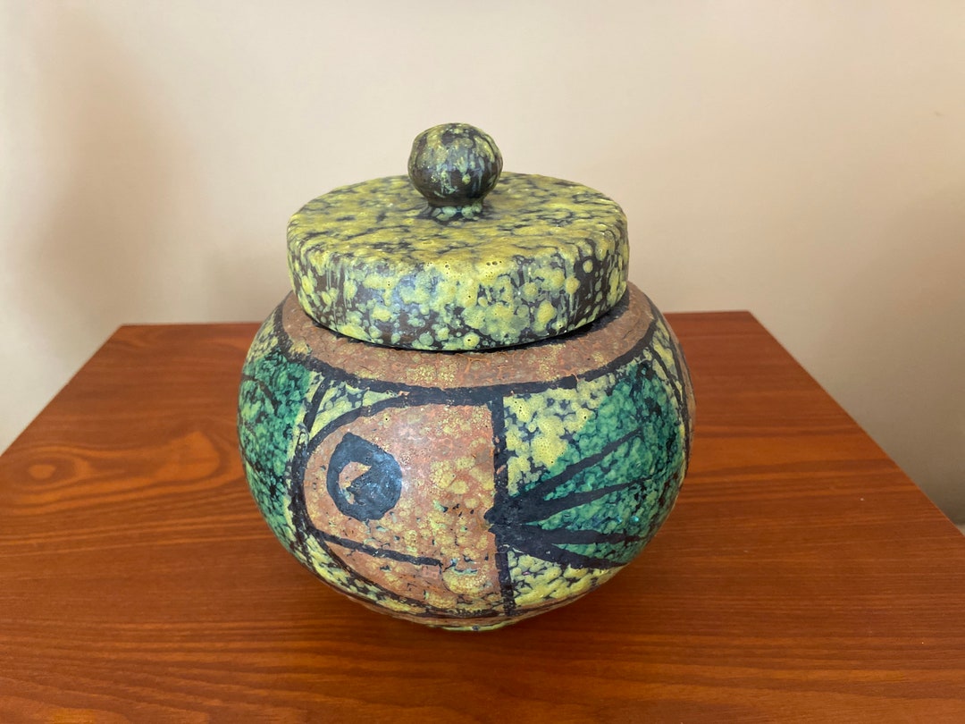 Italian Parrucca Style Fish Pottery Urn Container - Etsy