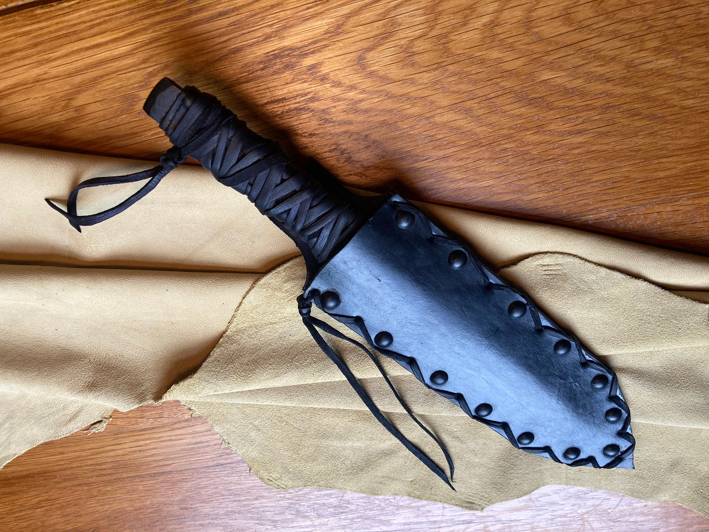 Chisel Tailed Knife and Leather Sheath - Etsy