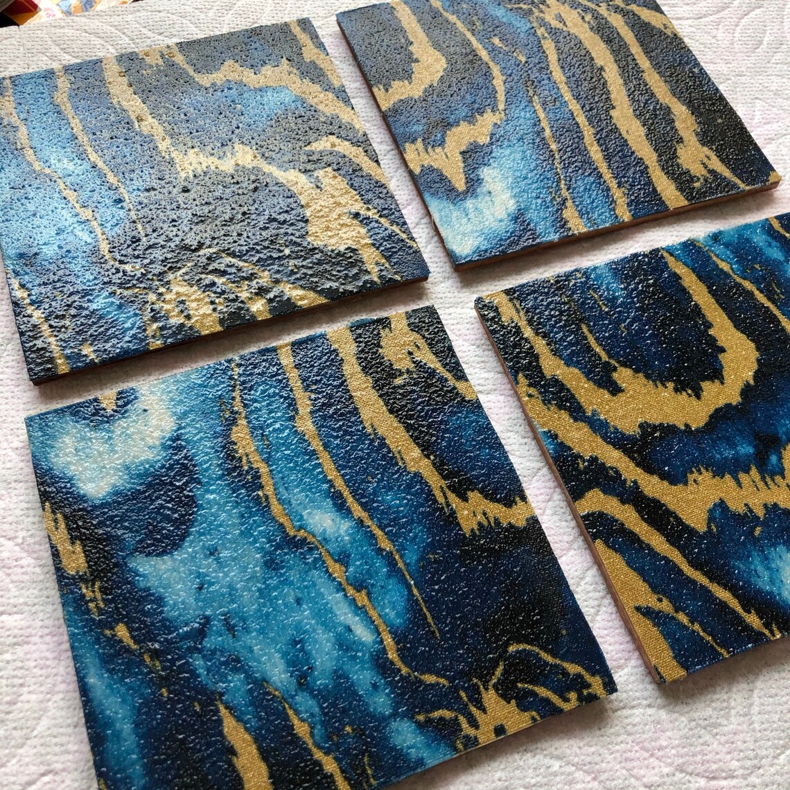 Set of 4 Blue Gold Geode Print Vintage Style Textured Resin Coated ...