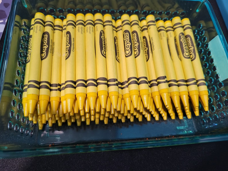 100 Bulk Yellow Crayola Crayons Craft Melting Crayons - Etsy