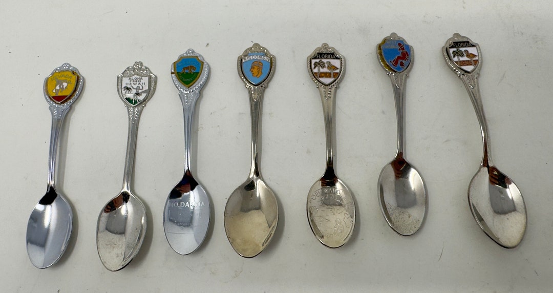 Set of 7 Collector Spoons USA States Similar Style Enamel Crests Small ...