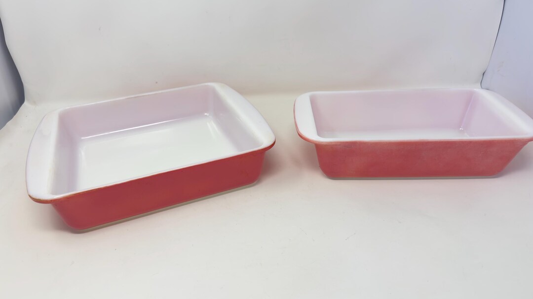 Flamingo Pink Pyrex 8" Cake Pan and 9"x5" Casserole Dish 1950's - Etsy