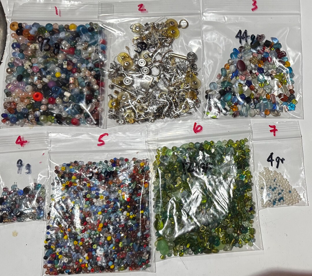 Bead Lot Medium and Small Bead Seed Size • Glass Plastic Gemstone 440 ...