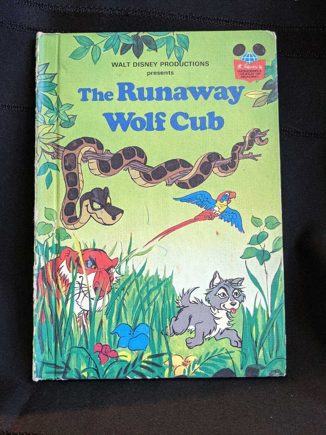 Vintage Walt Disney Book 1980 the Runaway Wolf Cub - Etsy