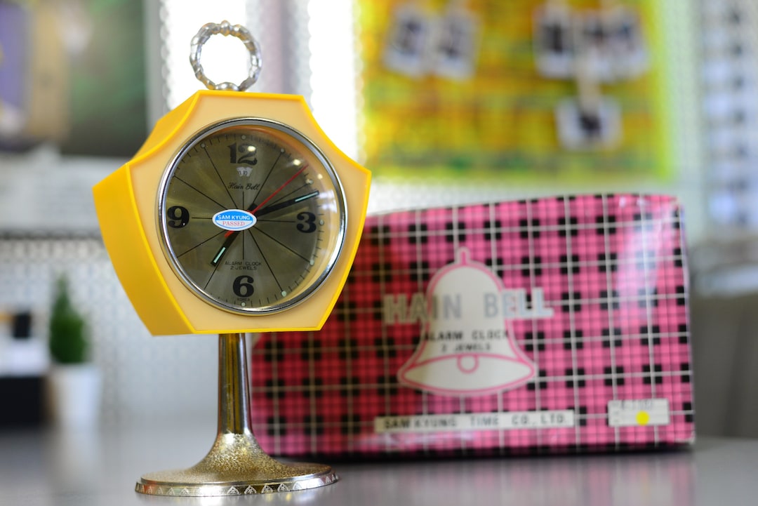 Hain Bell Yellow Alarm Clock 2 Jewels Sam Kyung Time Co. Ltd. Made in ...