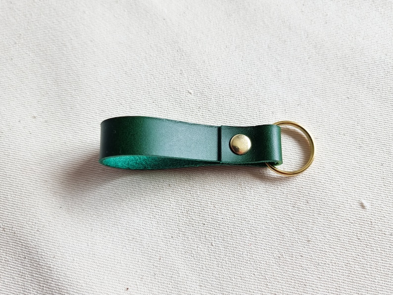 Handmade Italian Leather Loop Keyring, Solid Brass Hardware - Etsy