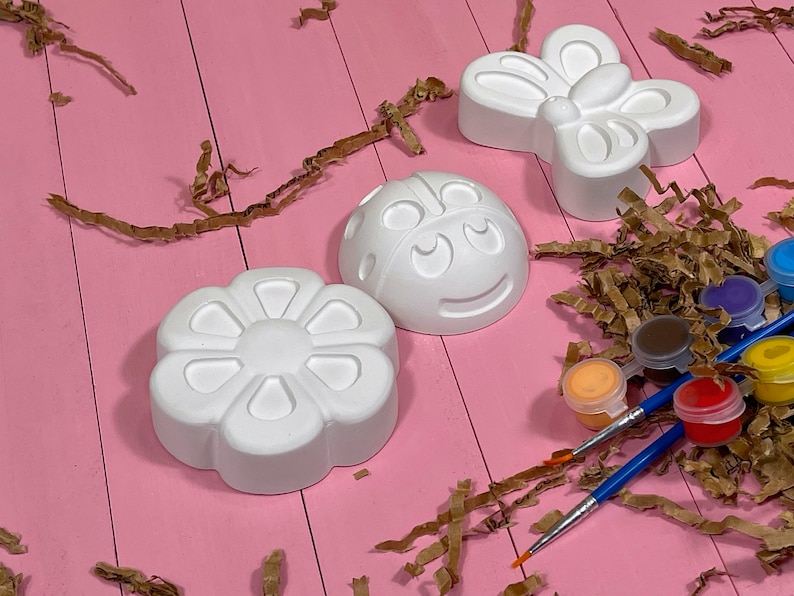 Paint Your Own Craft Fun Figures - Kids Activity Box, DIY Gift Box ...