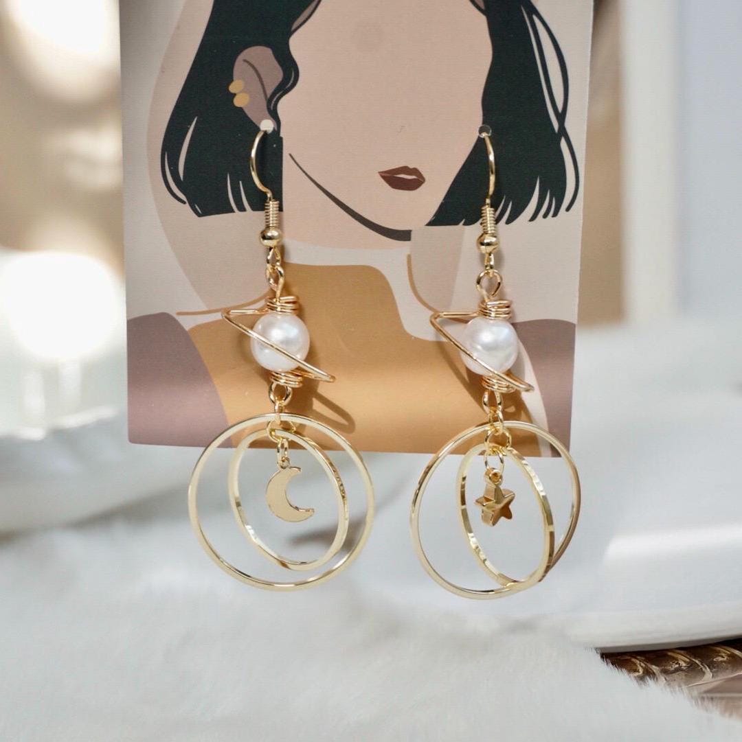 Gold Pearl Planet Earrings: Star &moon Galaxy Dangled Earring, Orbit Jewelry - Etsy