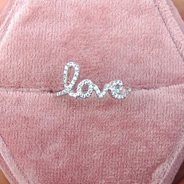 One Ring Script - Etsy