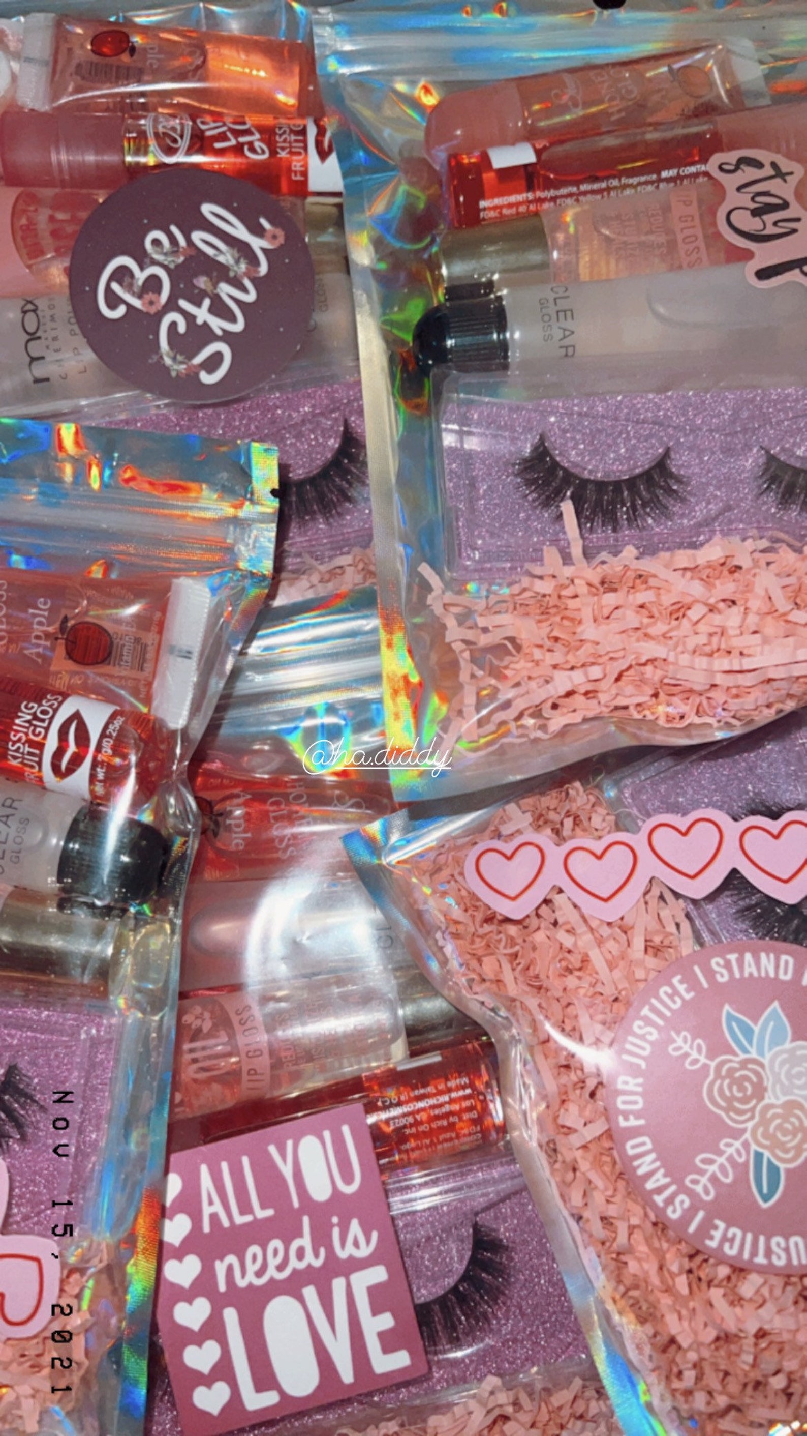 Lipgloss+lashes Bundle| Lipgloss Bundle| Cosmetic Gift Set| Scrunchie ...