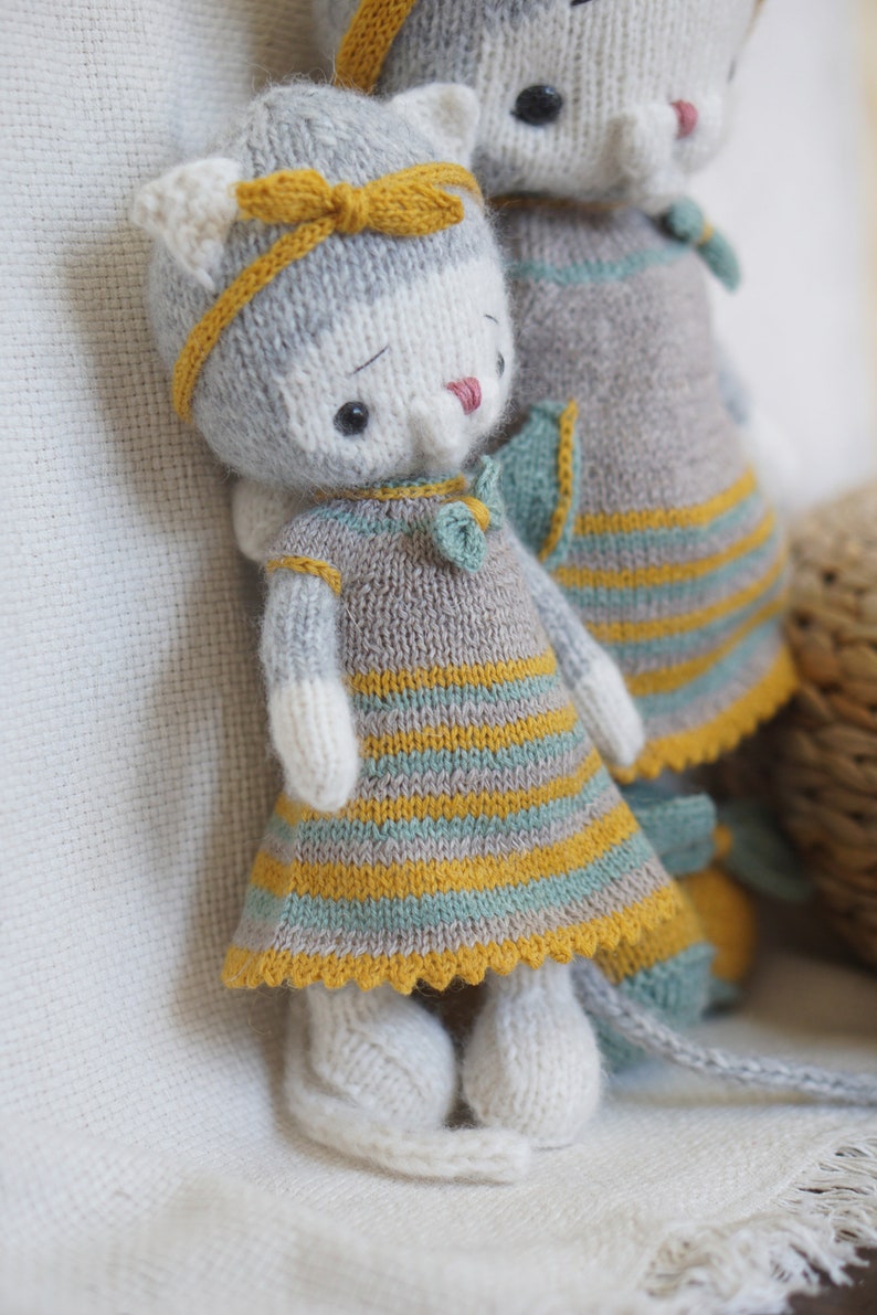 Knitting Patterns - Cute Clothes Set for Small Toys - Knitting Pattern ...