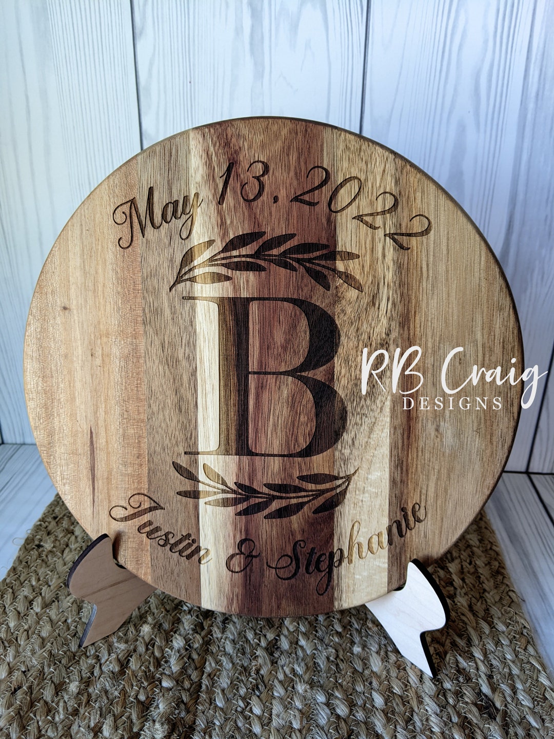 Custom Engraved Wedding Cake Tray Plate | Cutting Board With Easel ...
