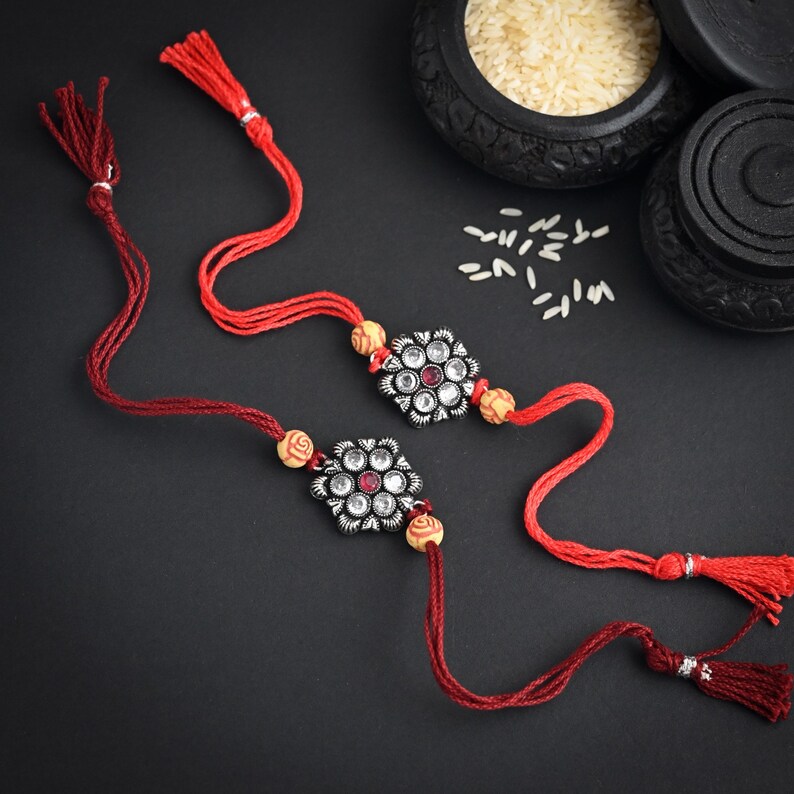 Rakhi for Hindu Festival Raksha Bandhan Dora Rakhadi Rakhee Beaded ...