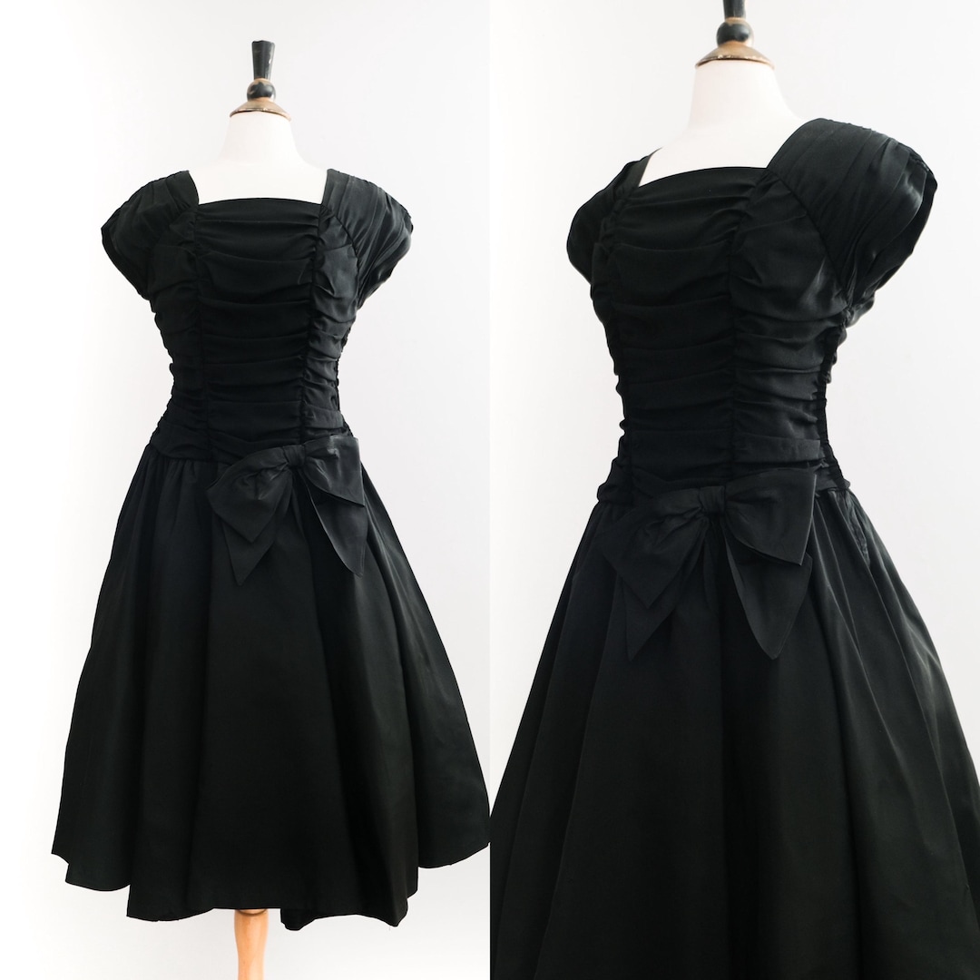 Vintage 1950’s Rusched Black Cocktail Dress • M - Etsy