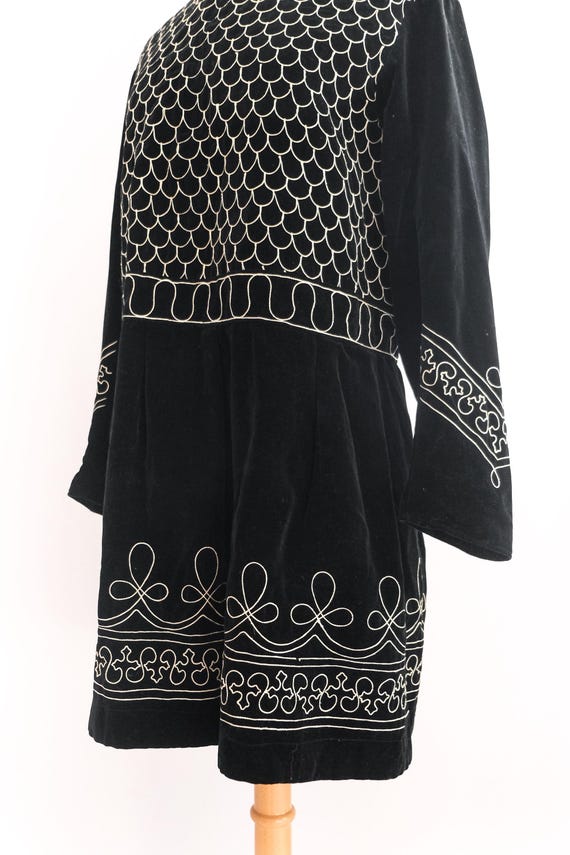 Antique 1920’s Freemason Guard Black Velvet Robe • M/L - Gem