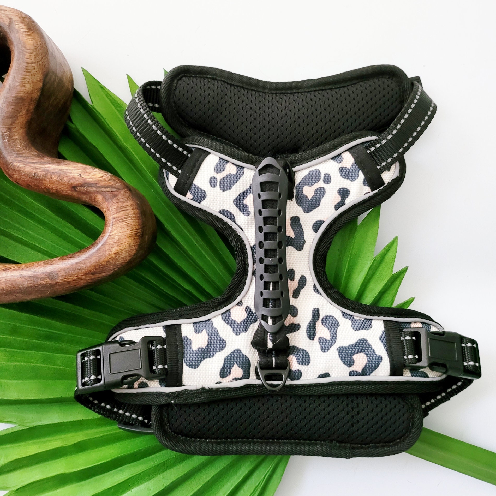 Go Confident Sassy Leopard Harness, Designed for All Dogs, Small to Big ...