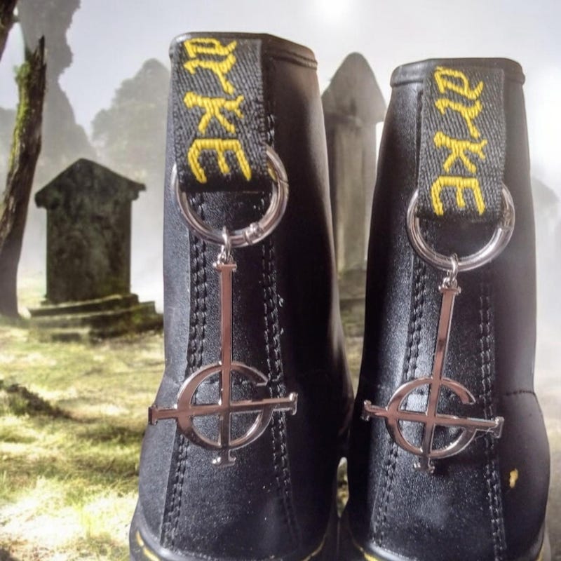 Ghost Bc Costume - Etsy