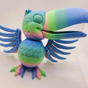 Flexible Toucan Bird Toy - Articulated Figurine - Sustainable Bio ...