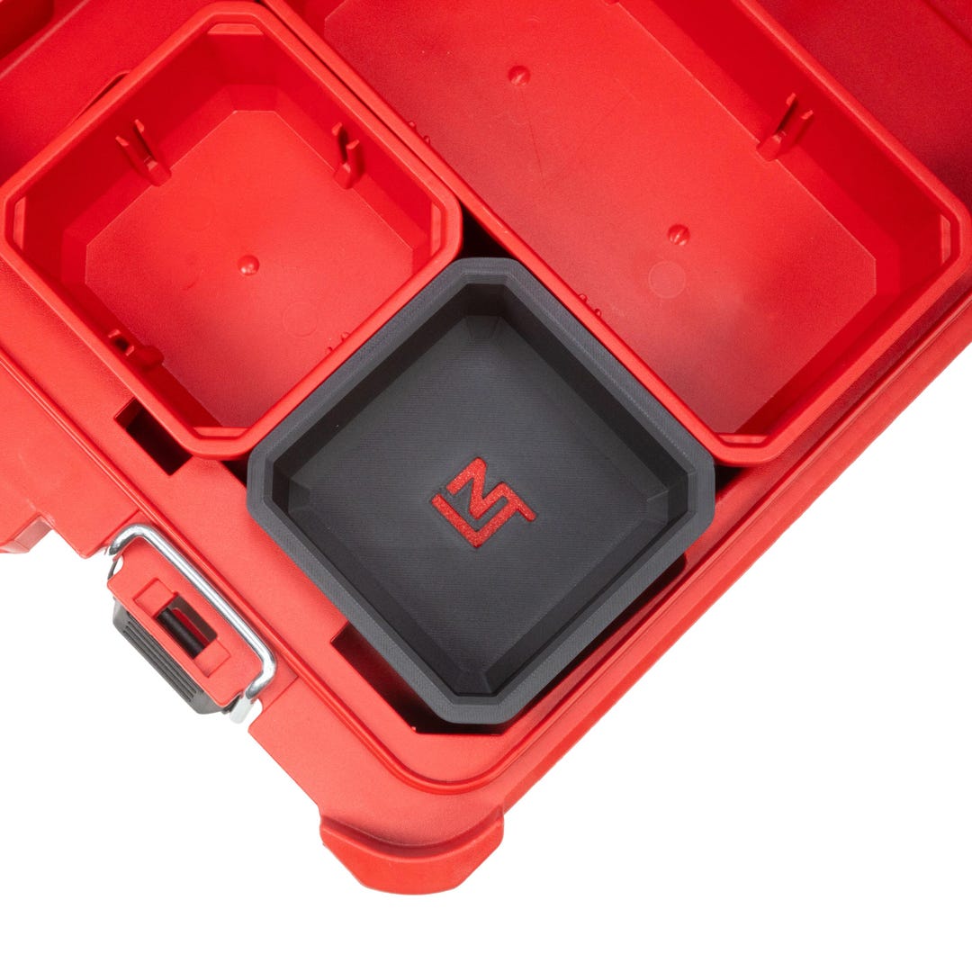 Milwaukee PACKOUT Low-profile Small Parts Organizer Small Divider Bin 1 ...