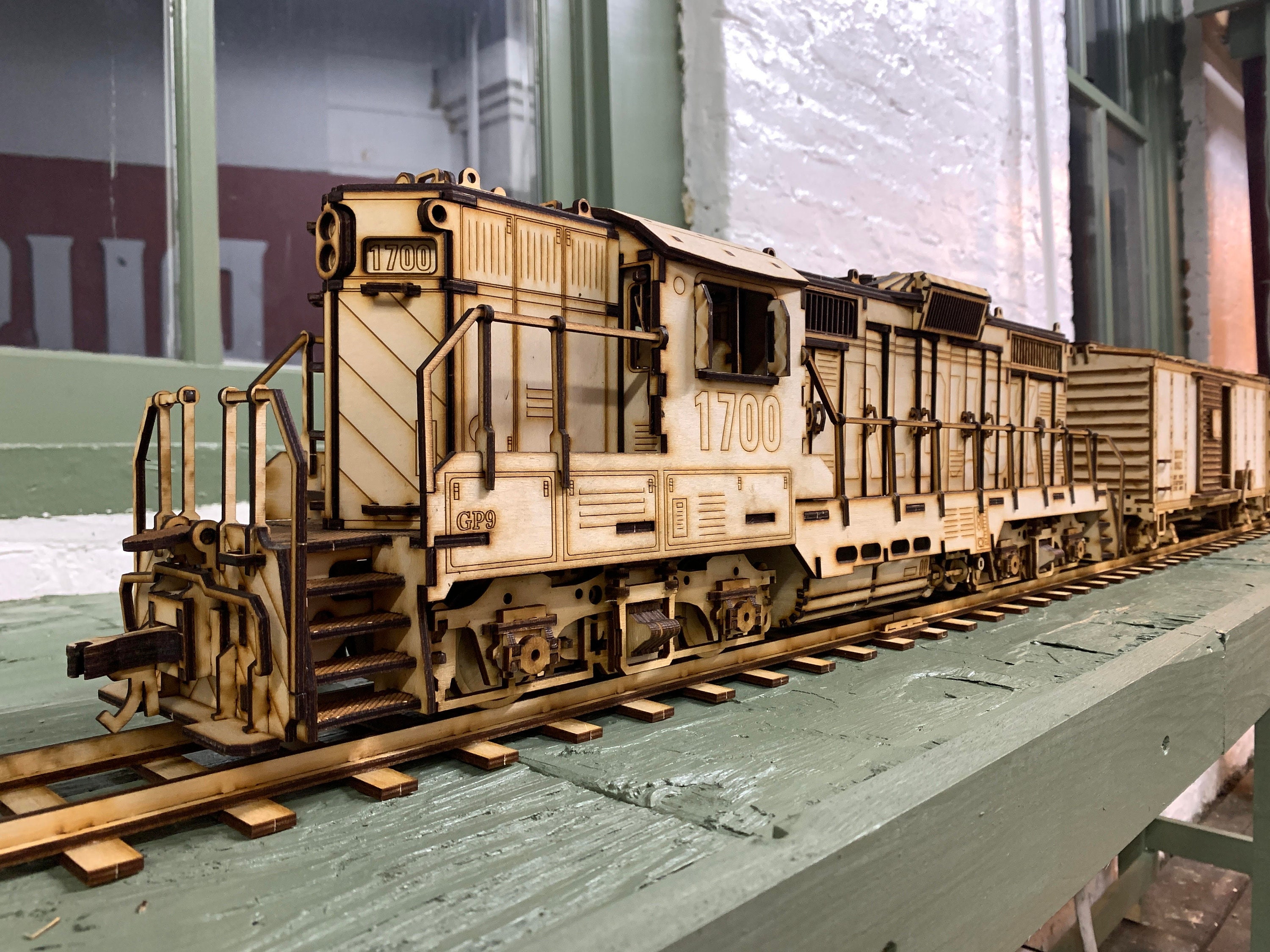 GP9 Locomotive #1700 Kit - Etsy