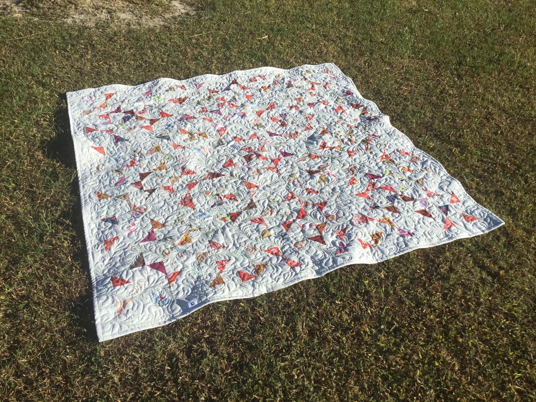 Scrappy Antique Lace Quilt - Etsy