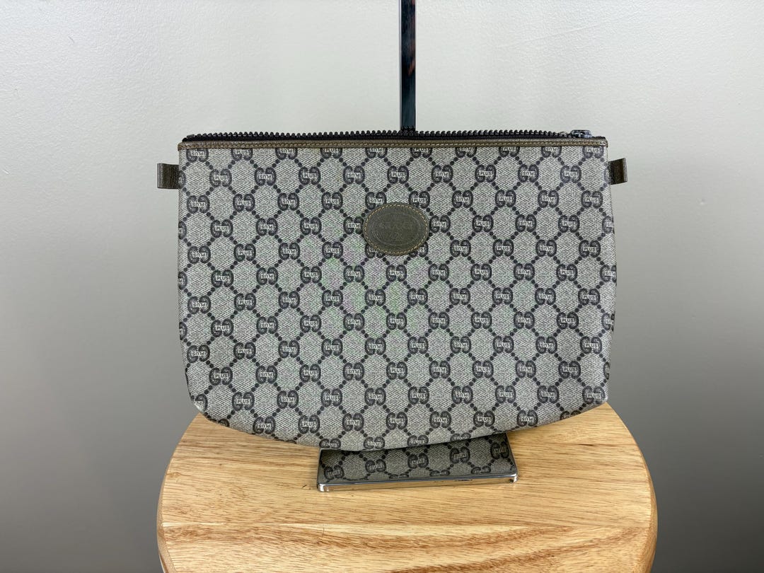 Authentic Gucci Plus GG Canvas Travel Cosmetic Pouch - Etsy