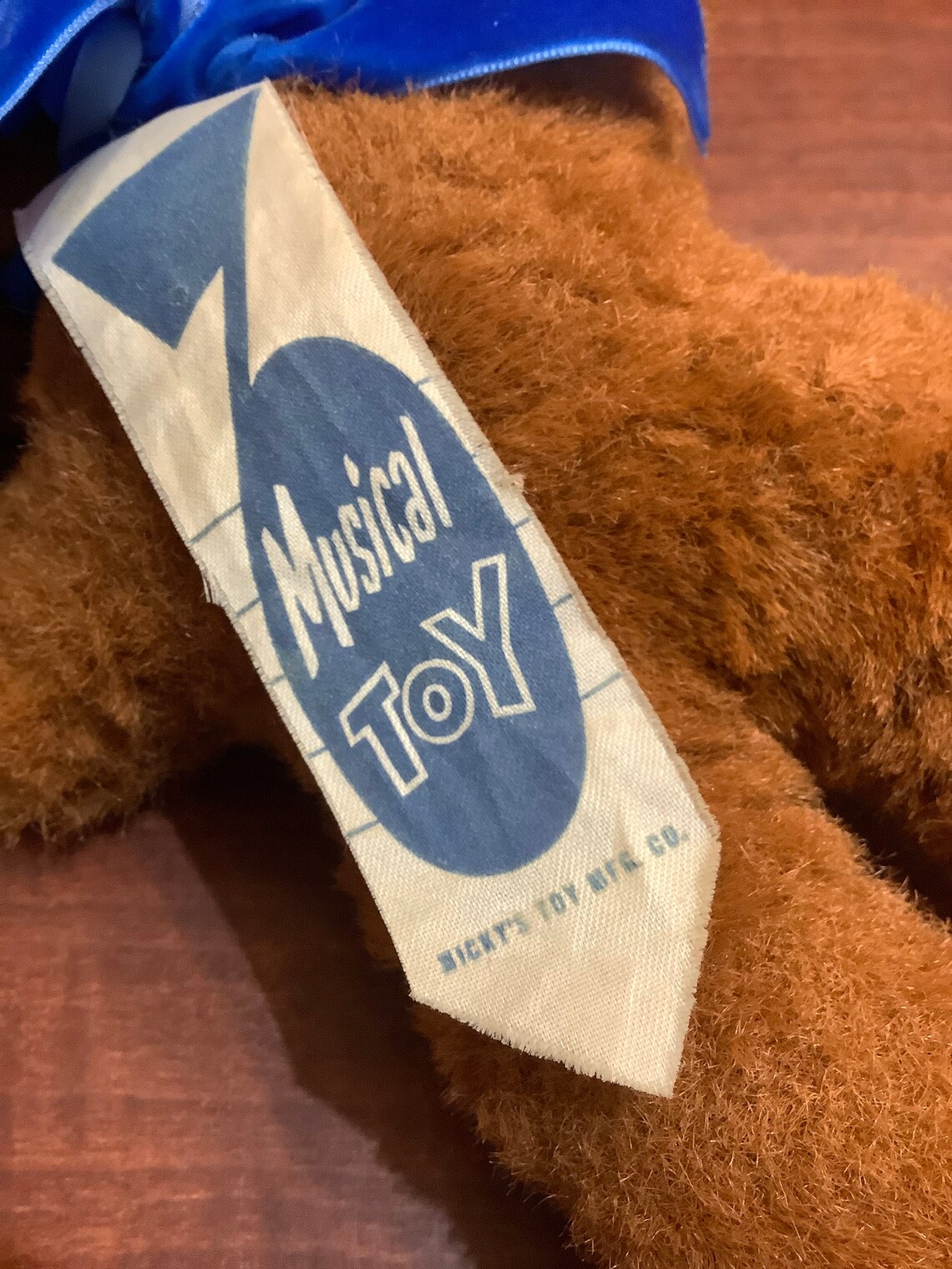 Vintage Wind-up Musical Teddy Bear Made in Canada - Etsy