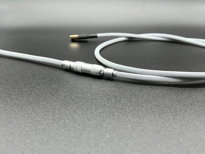 Custom Straight Keyboard Cable (white&black) - Etsy