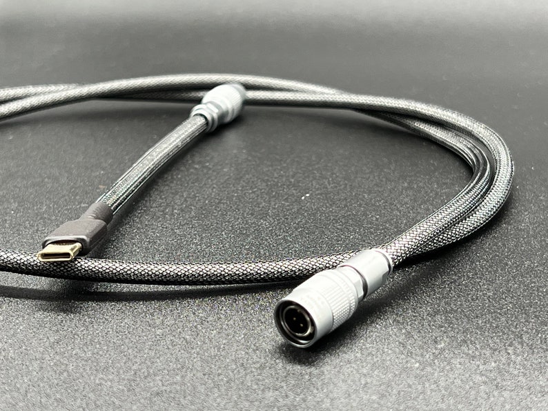 Custom Straight Keyboard Cable (black&white) - Etsy