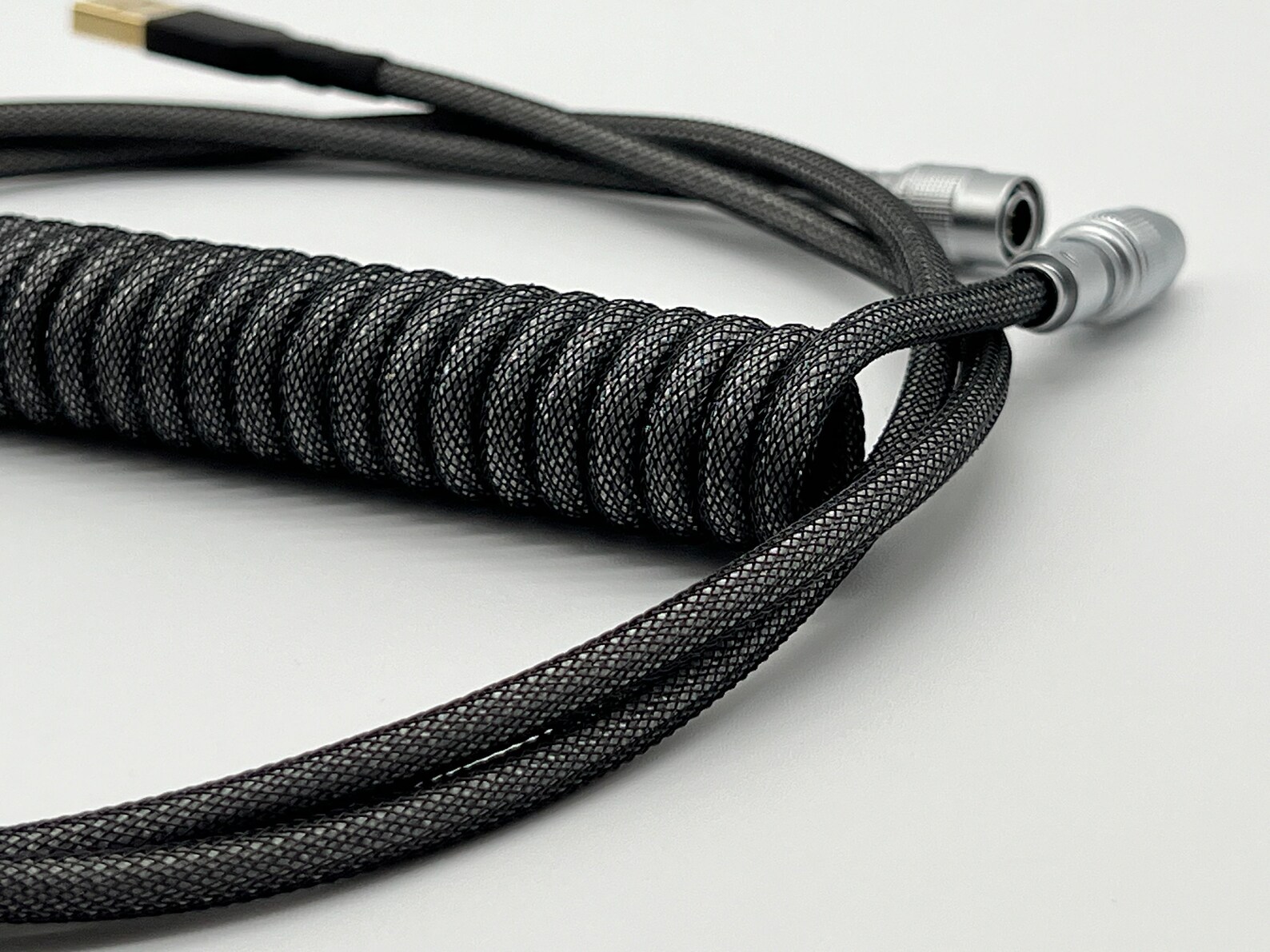 Custom Coiled Keyboard Cable (black&white) - Etsy