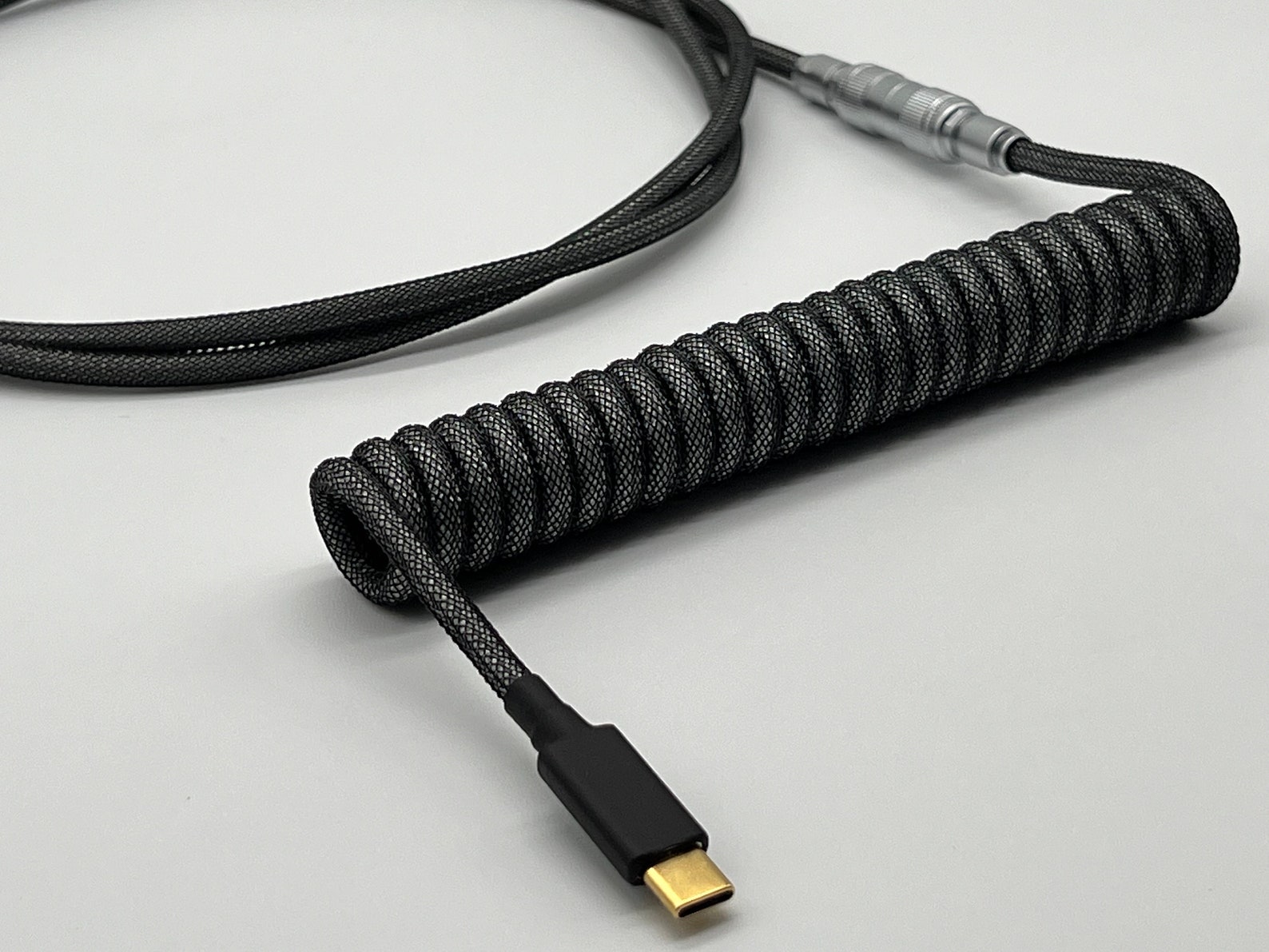 Custom Coiled Keyboard Cable (black&white) - Etsy