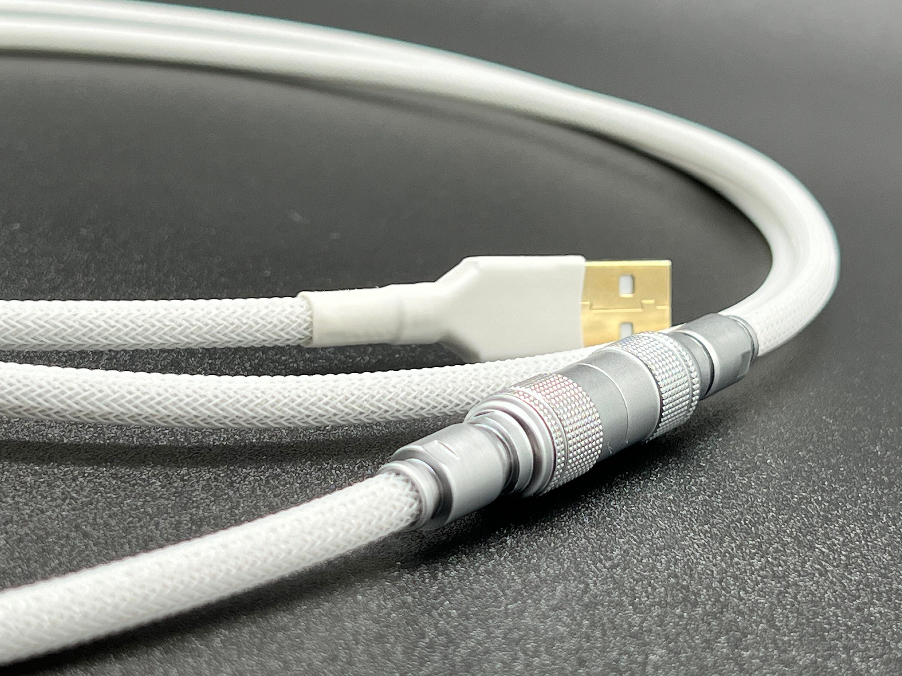 Custom Straight Keyboard Cable (white) - Etsy