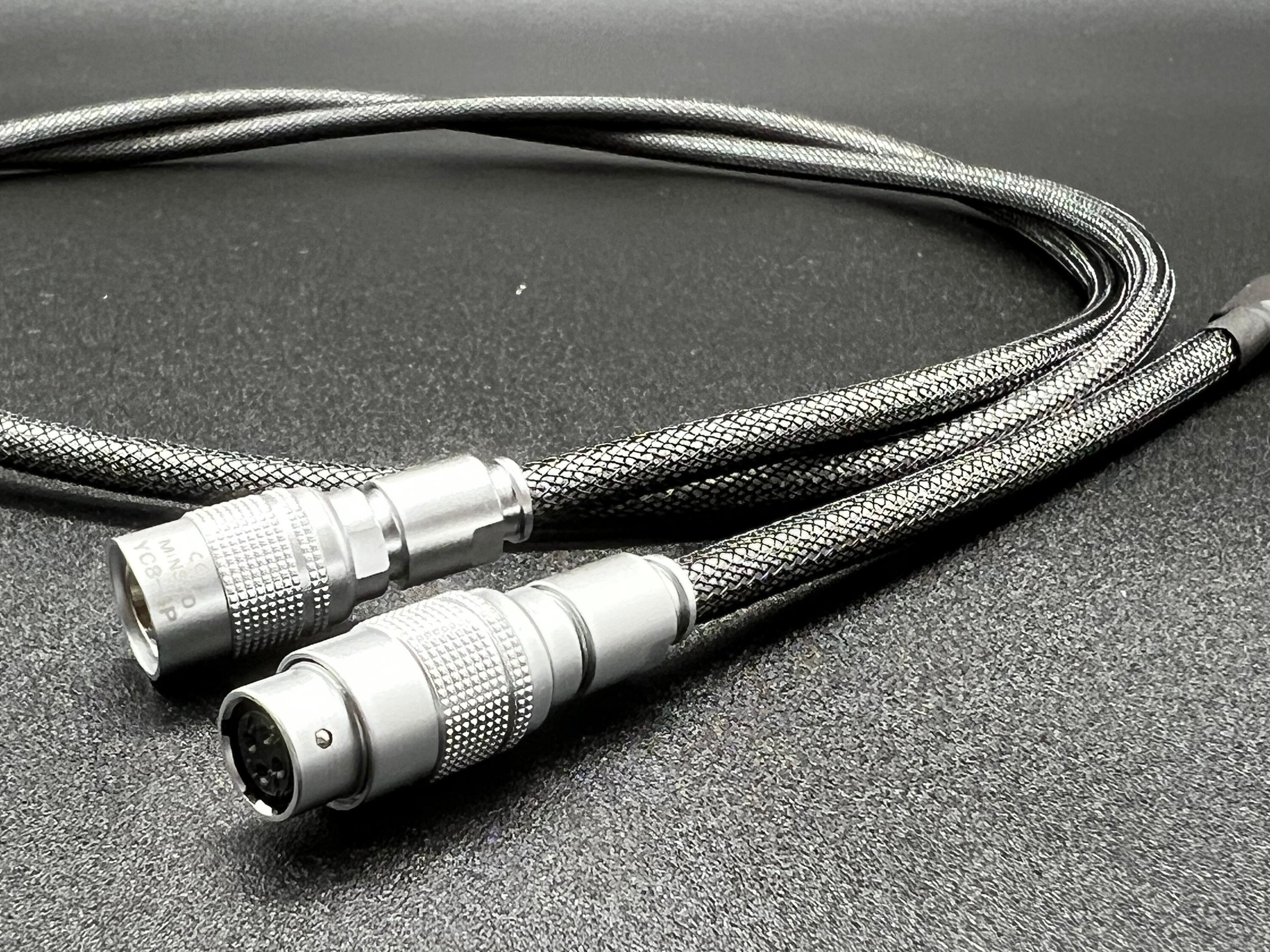 Custom Straight Keyboard Cable (black&white) - Etsy