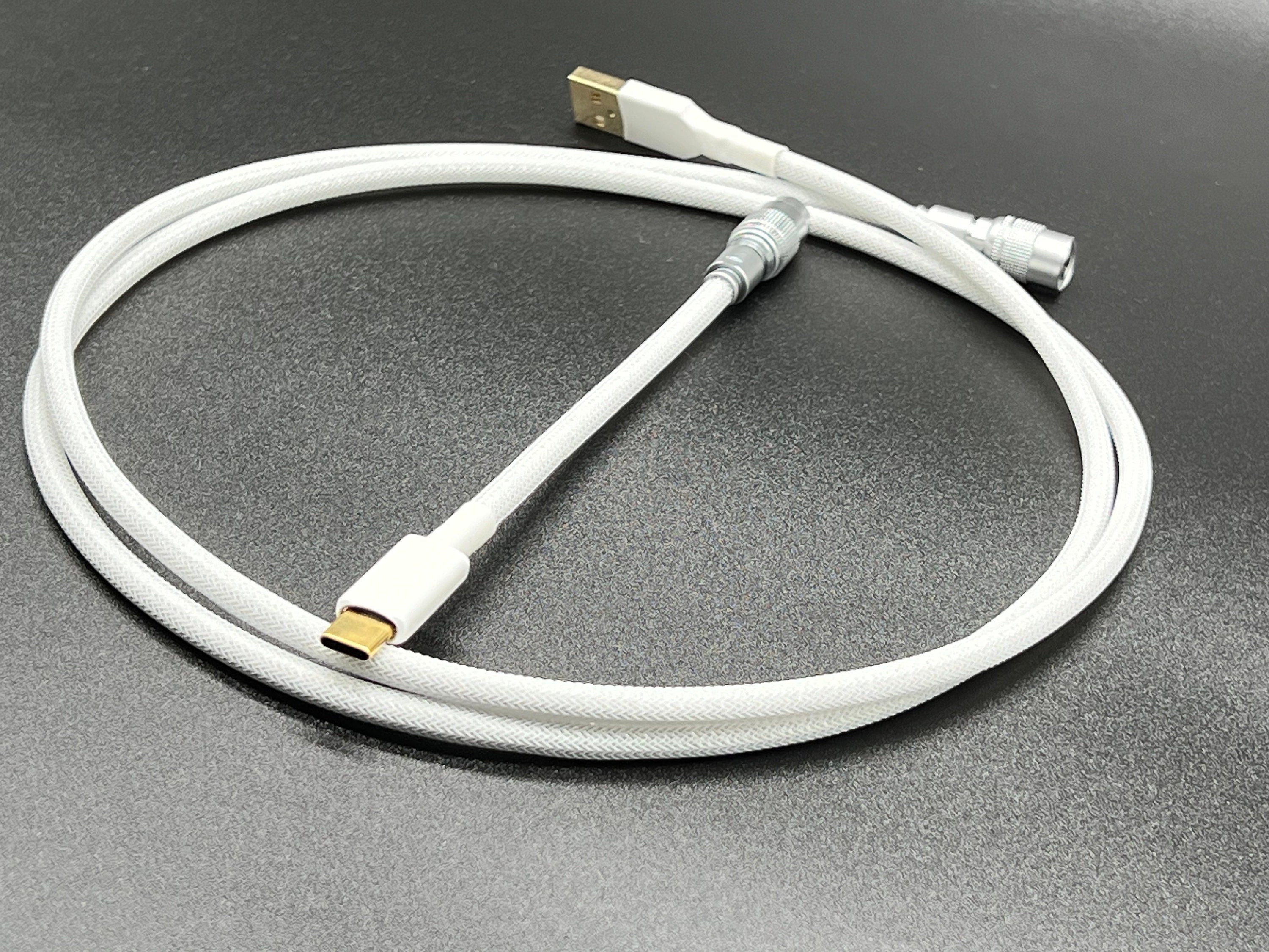 Custom Straight Keyboard Cable (white) - Etsy