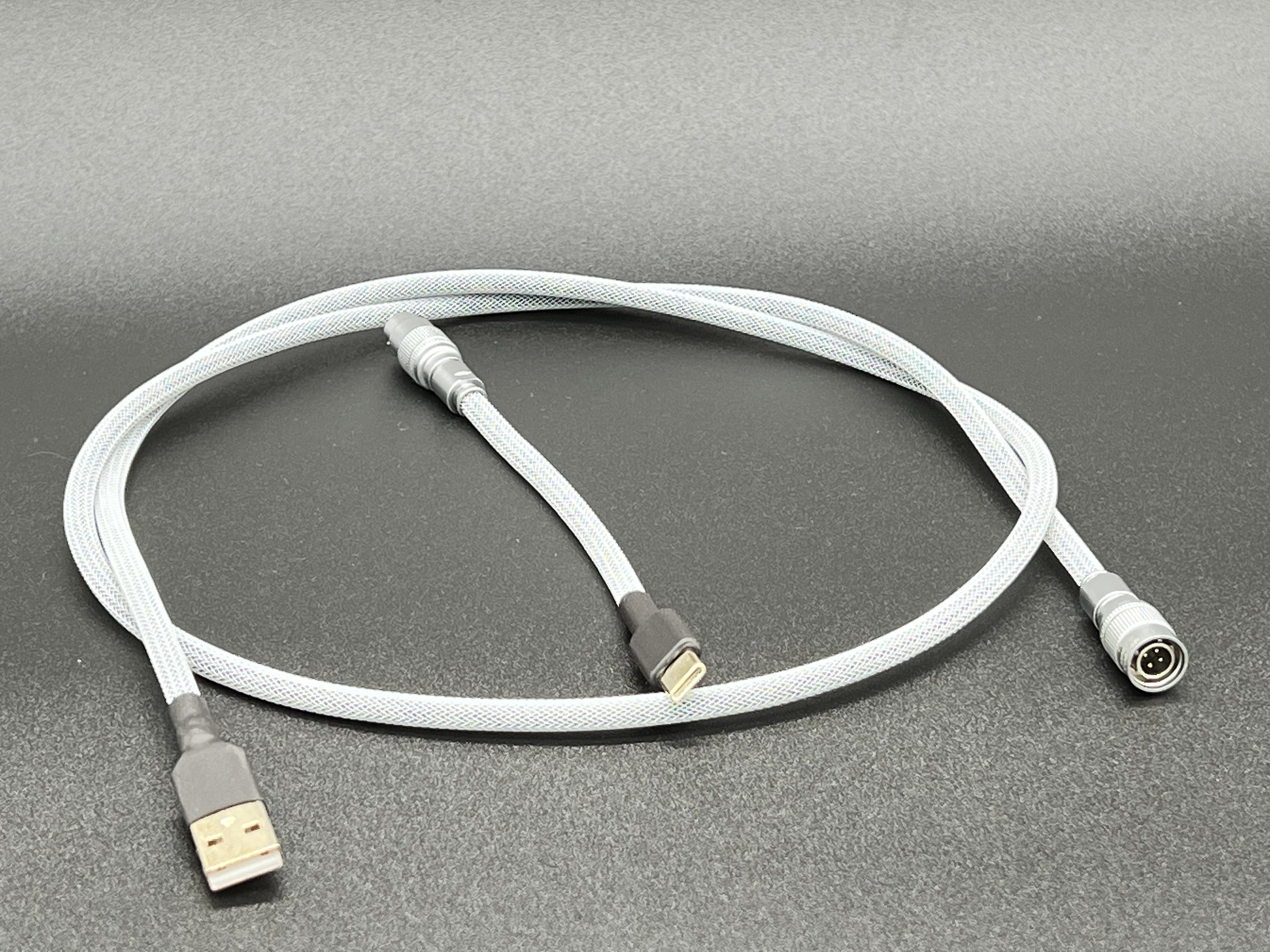 Custom Straight Keyboard Cable (white&black) - Etsy