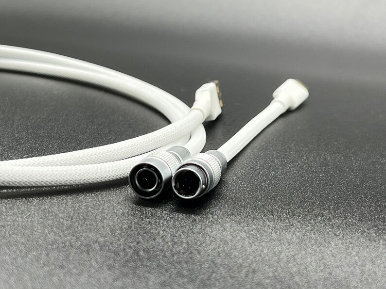 Custom Straight Keyboard Cable (white) - Etsy