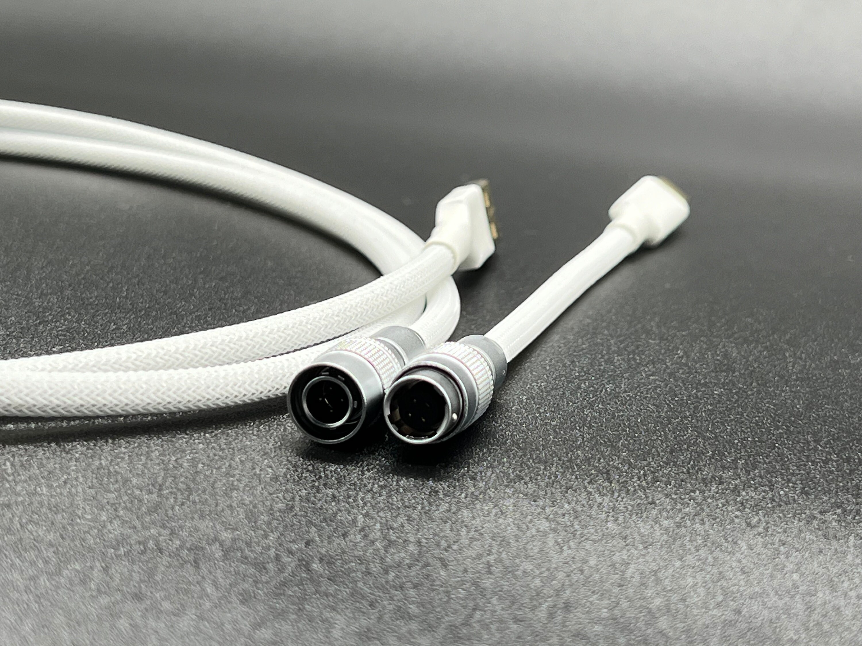 Custom Straight Keyboard Cable (white) - Etsy